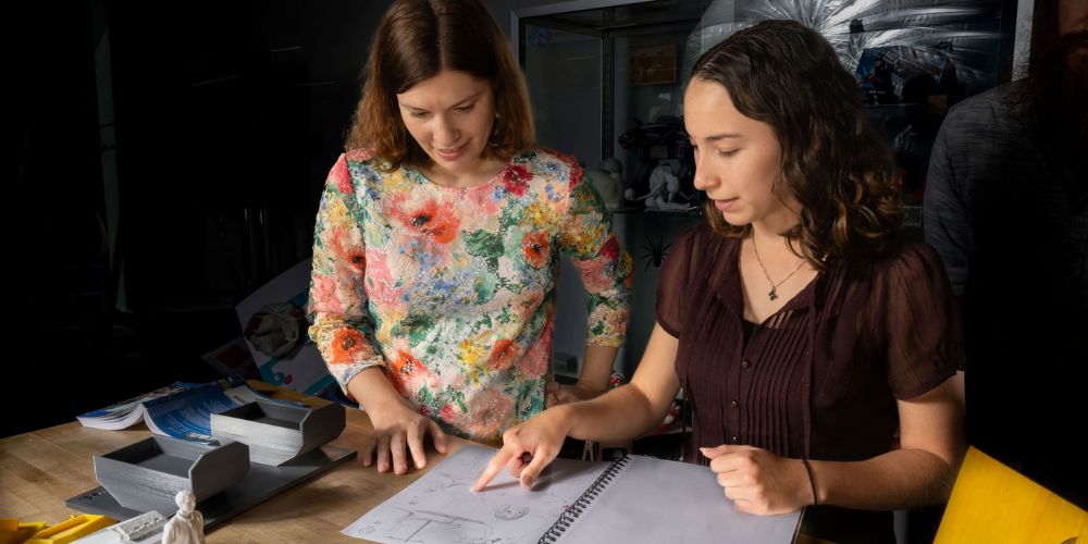 Philosophy that you can touch and feel - News Center - The University ...